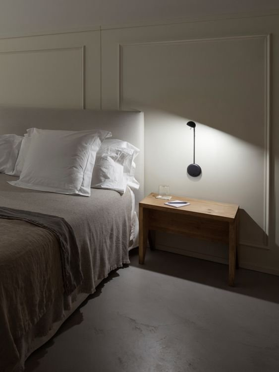 Lampa wewnętrzna, ścienna Vibia Pin 1690, 1692